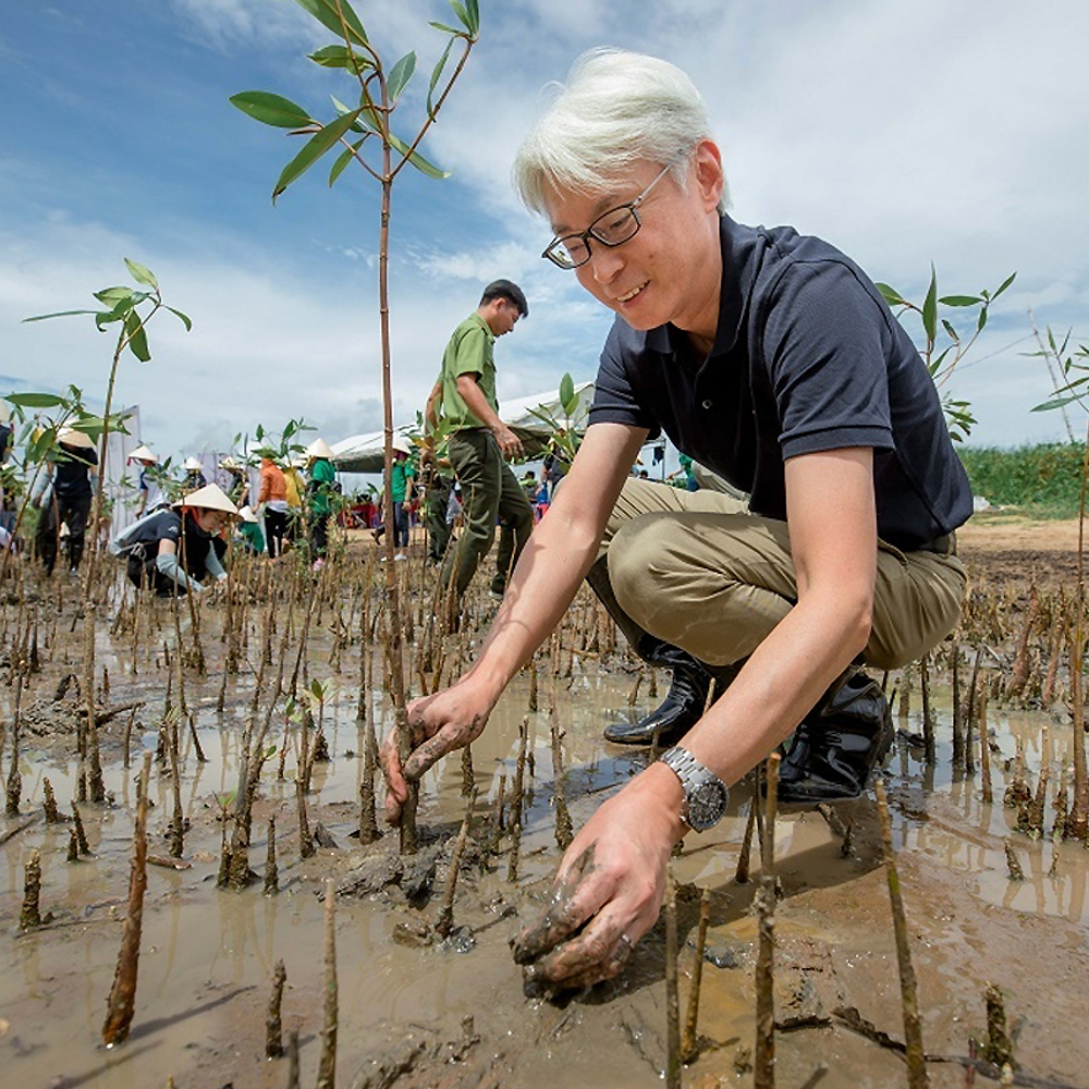 Corporate Social Responsibility | APL Logistics Sustainability Strategy